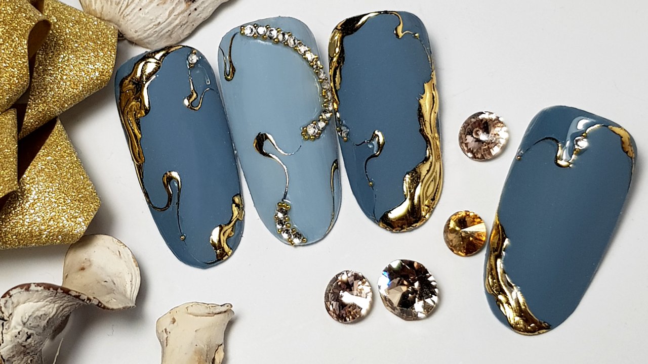 Jewelry-like nail art with stones and Magic foil - Online course ...